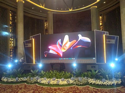 LED Screen