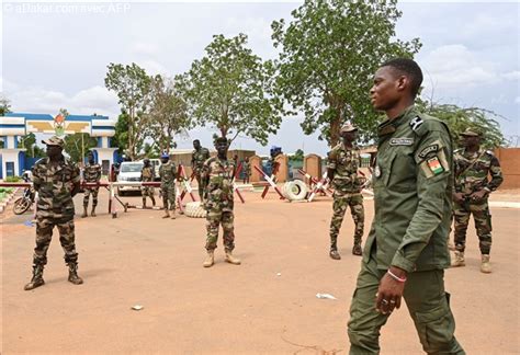 Médiation Au Niger Du Numéro Deux De La Diplomatie Algérienne