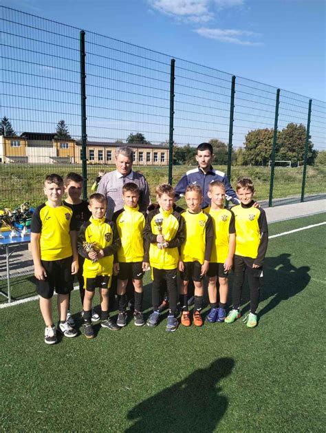 Чергові новини юнацького футболу від наших юних спортсменів У суботу 14 жовтня в м Рожище