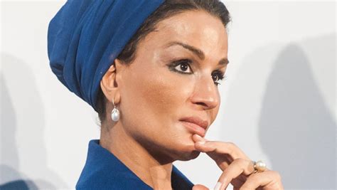 Zanosna I U 63 Godini Supruga šeika Ostavlja Bez Daha A Ovo Je 5