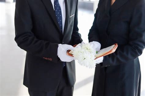 Personalizing A Eulogy For Your Uncle With Samples LoveToKnow