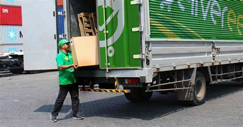 Truk Mobil Cdd Long Double Engkel Box [1jt Pelanggan]