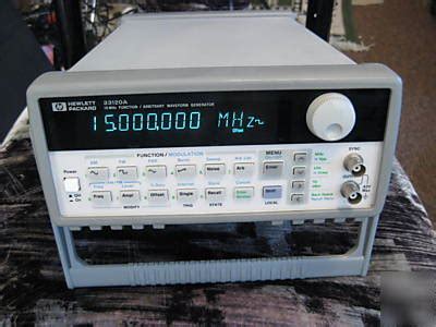 Hp Agilent 33120A Waveform Function Generator Opt 1