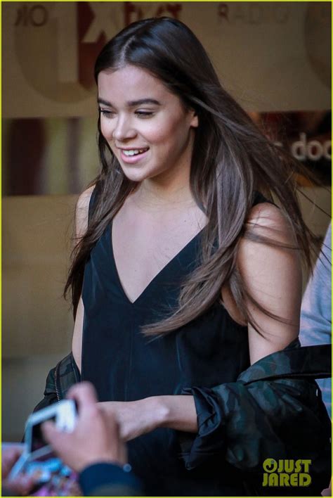 Hailee Steinfeld Hits London As New Edge Of Seventeen Trailer Debuts