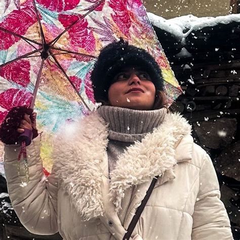 Sakshi Dhanjal Sakshidanjal • Threads Say More