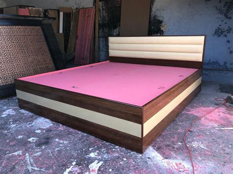 Queen Size Bed With Headboard Gaadi On Rent In Ahmedabad Hire Queen