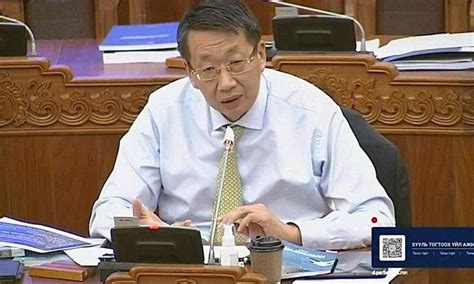 Л Энх Амгалан Мэргэжлийн болон техникийн боловсрол сургалтад сурах хугацааг гурван жил болгож