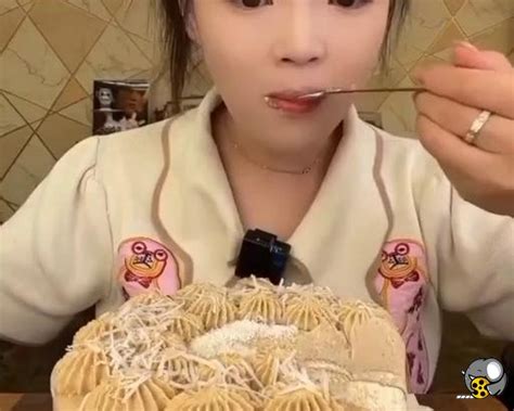 چالش کیک خامه خوری فیلو