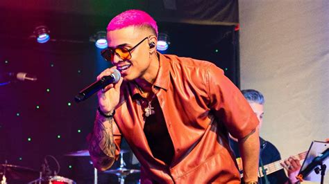 Christian Alicea Es Un Secreto En Vivo Youtube