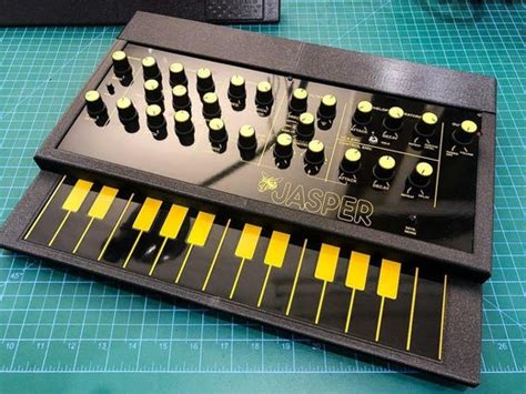 Jasper Synth Esp Warsp Synthesizer Clone