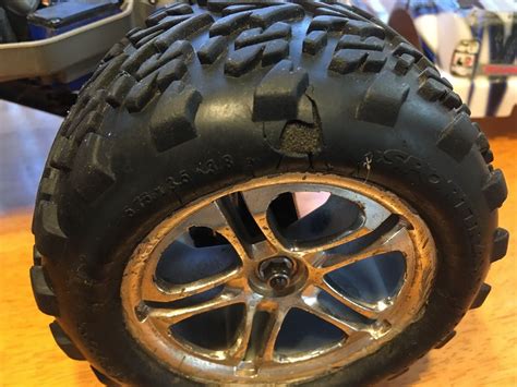 Traxxas E Maxx Brusheless RTR SOLD R C Tech Forums