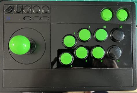 8bitdo Painted Rfightsticks