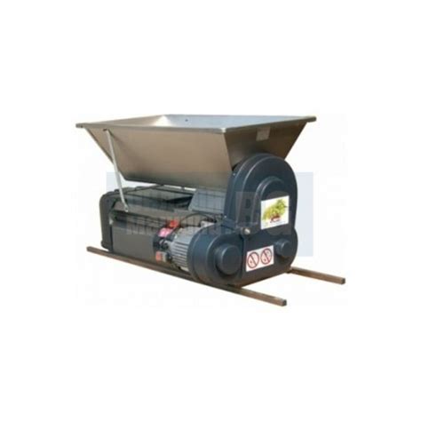 Гроздомелачка с електродвигател Grifo Dmci 1500 кг час 220 V С отделяне на чепките