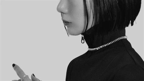 배우 배두나와 까르띠에 워치 And 주얼리의 눈부신 호흡으로 완성한 패션 필름 네이버 Tv