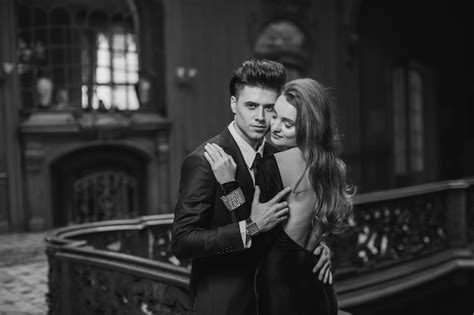 Premium Photo Sexual Passionate Couple In Elegant Evening Dresses