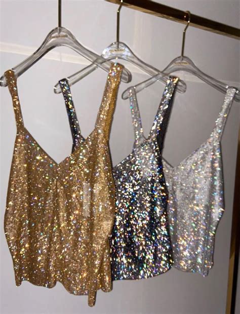 Pin By Sonia Ribeiro On Loja Mística 🧿 Glitter Tops Outfit Sparkly