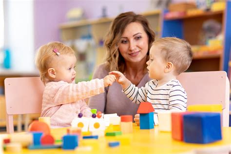 Baby Childcare | Nursery School London | Preschool London | Abacus Ark