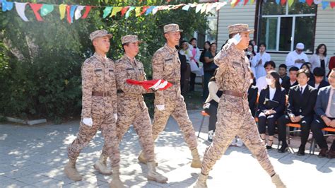 ХИЧЭЭЛИЙН ШИНЭ ЖИЛИЙН МЭНД ХҮРГЭЕ