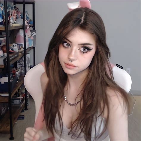 Hannah Owo Estilo Peinado Peinados Cosplay Mujeres