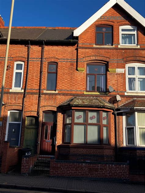 Hmo Leicester Guaranteedrent Pavi Singh Gill