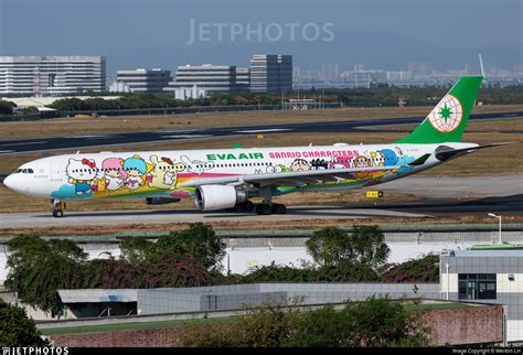 b 16332 airbus a330 302 eva air wenbin lin jetphotos