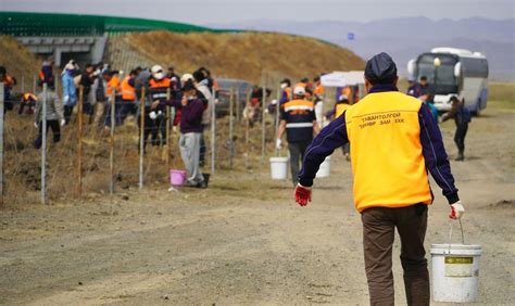 Тавантолгой төмөр зам