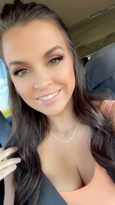 Am I Hot For A 35 Year Old Mom Rsfwamihot