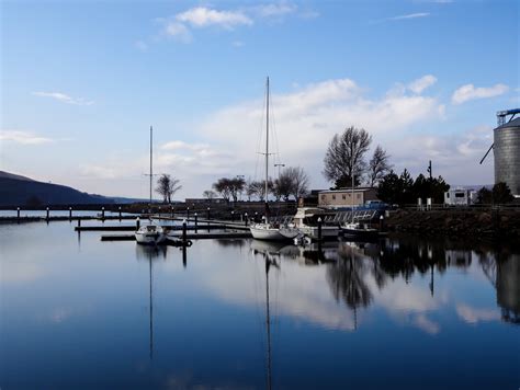무료 이미지 바다 물 독 구름 하늘 보트 지평선 아침 호수 강 도시 풍경 황혼 저녁 반사 차량 고요한 항구 선착장 수로 4311x3243