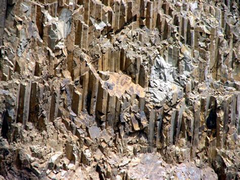 Colorado Earth Science Unusual Columnar Jointing In Rocks Revealed At