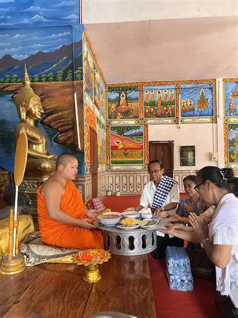 ວັດພຣະບາດດານສູງ ວັດພຣະບາດດານສູງ Watphrabatdarnsoung