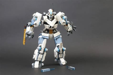 Lego Ninjago Legacy Zanes Titan Mech Battle Review
