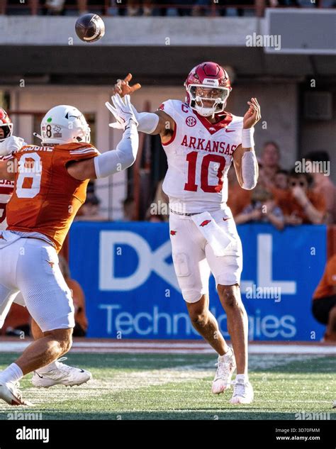 Nov 22 2025 Taylen Green 10 Of The Arkansas Razorbacks Vs The Texas Longhorns At Dkr Texas