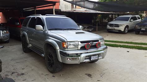 Runner 2001 4x4 Full Equipo V6 Automática Nítida