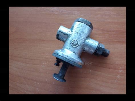 Клапан за камион Шкода Мадара Други авточасти Резервни части консумативи аксесоари