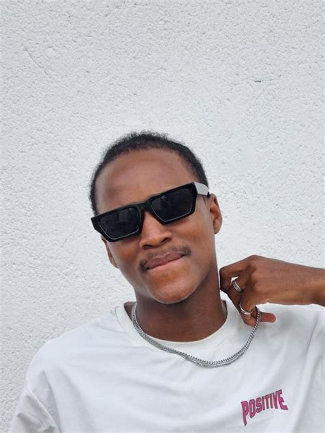 Blazedaddy主播：免费直播性爱表演和聊天 Stripchat