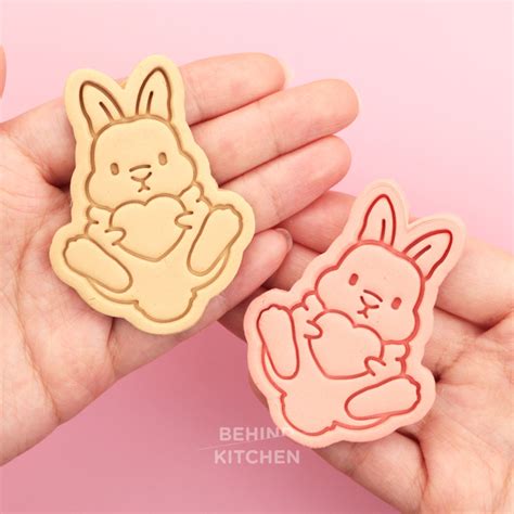 발렌타인데이를 위한 러브시리즈~ 하트를 품은 토끼 쿠키커터 주문제작 쿠키커터 쿠키틀