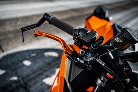 Die Neue Ktm 1390 Super Duke R Und Super Duke R Evo