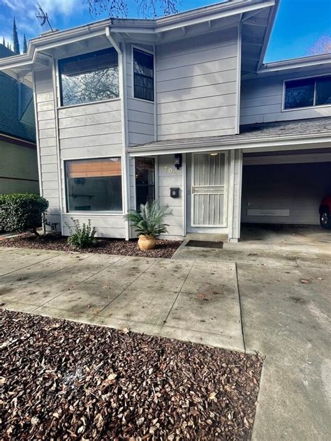 704 18th St Sacramento Ca 95811 House Rental In Sacramento Ca