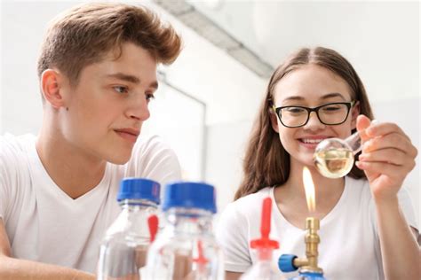 The Best IGCSE Chemistry Tips To Crush Your Exams