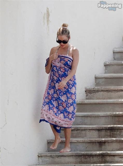 Sienna Miller Sexy Photos The Fappening Plus