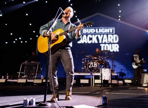 Zach Bryan Shouts At Fan Who Threw Object On Stage During Concert