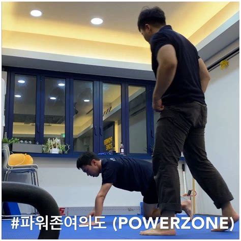 파워존여의도 오빠 ~ 우리집에서 케틀벨 하고 갈래 😆 파워존의도곡동울버린 회원님의 맨몸운동 너무 멋진 회원님 😊👍 골프 기록 느는 소리가 들립니다