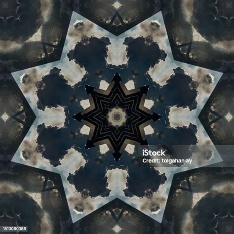 복잡한 기하학적 패턴 프랙탈 요소 및 사이키델릭 색상이 있는 생생하고 대칭적인 디지털 추상 만화경 예술 현대 디자인 프로젝트