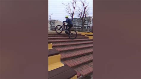 전기산악자전거를 처음 탄 순간 Youtube