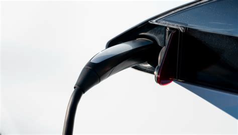 Kedu Ihe Bụ Chaja Ev Plug In