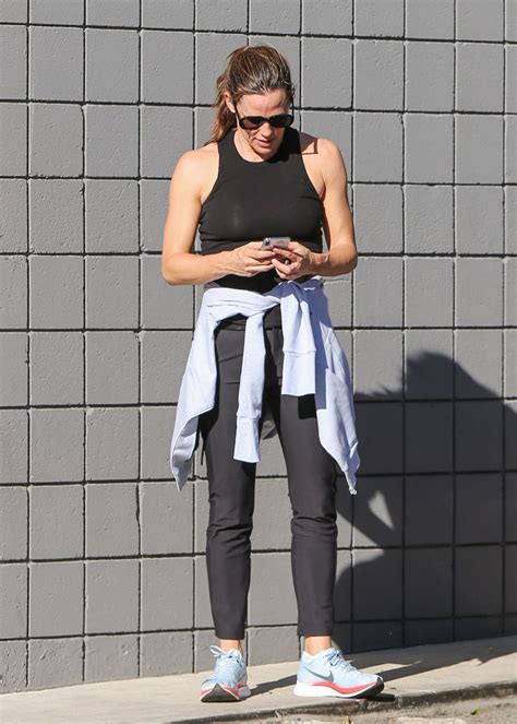 Jennifer Garner Leaves Workout In Los Angeles 10172018 Hawtcelebs