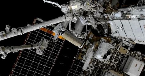 Spacewalkers Resume Solar Power System Upgrade On International Space