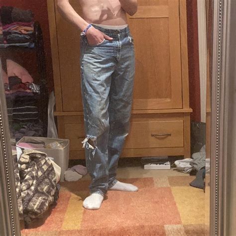 Carhartt Mens Jeans 30 X 32 Rip On Lower Right Leg Depop