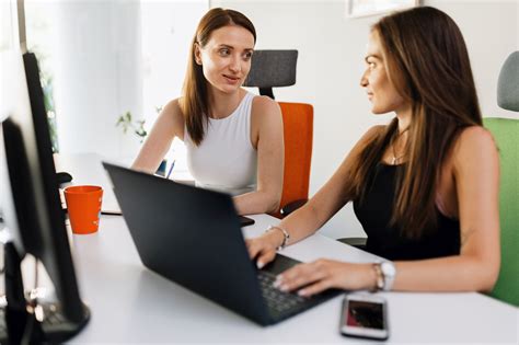 Data Scientist Vs Data Engineer Decoding The Roles