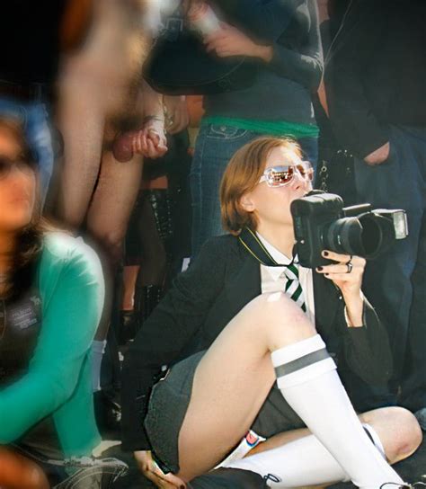 At The Folsom Street Honest N San Francisco Excited Bystanders Jerk Observing The Parade Of Bare